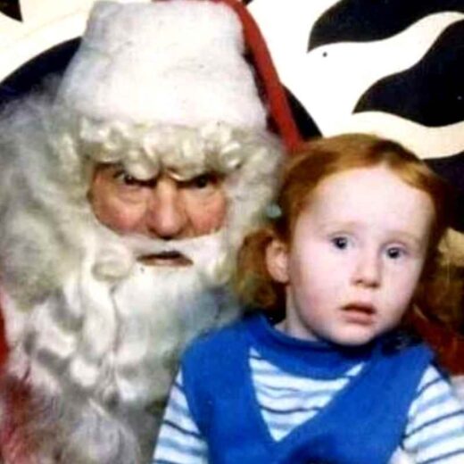 Scary Santa Photos - 10+ Cringe Worthy St. Nick Pictures