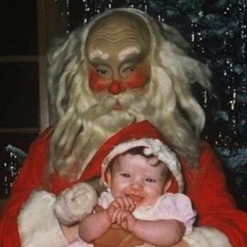 Scary Santa Photos - 10+ Cringe Worthy St. Nick Pictures